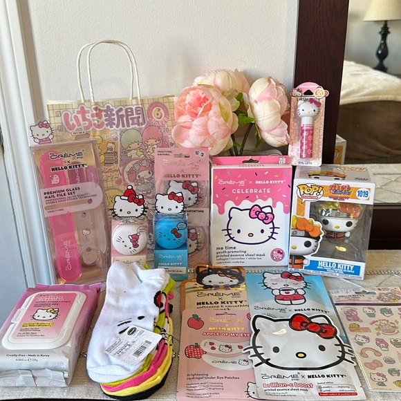 Hello Kitty | Bath & Body | New Mega Hello Kitty Beauty Set | Poshmark